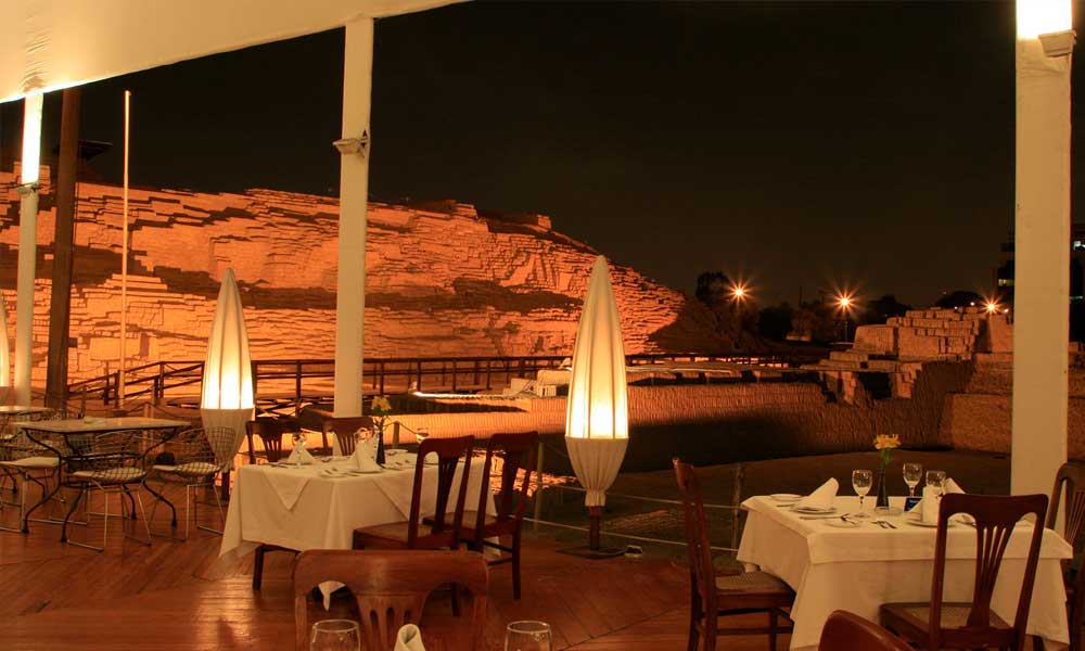 Discover the Magic of Miraflores within walking distance of Manor House ...